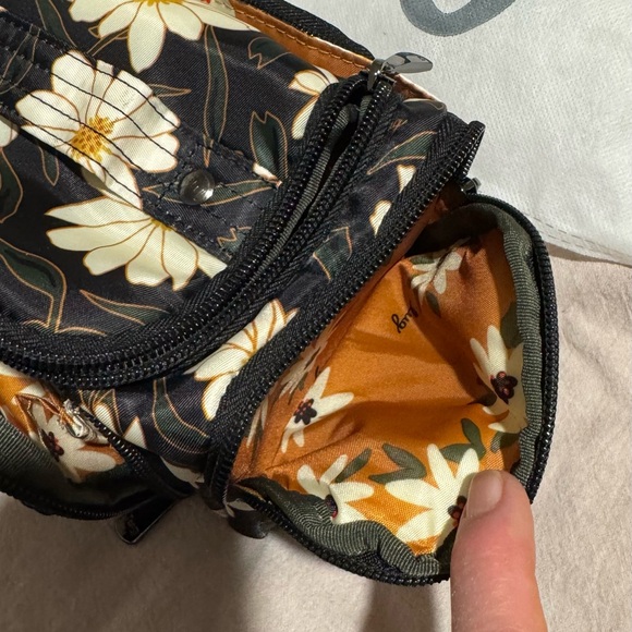 lug | Bags | Lug Trolley Case Autumn Daisy Travel Toiletries | Poshmark